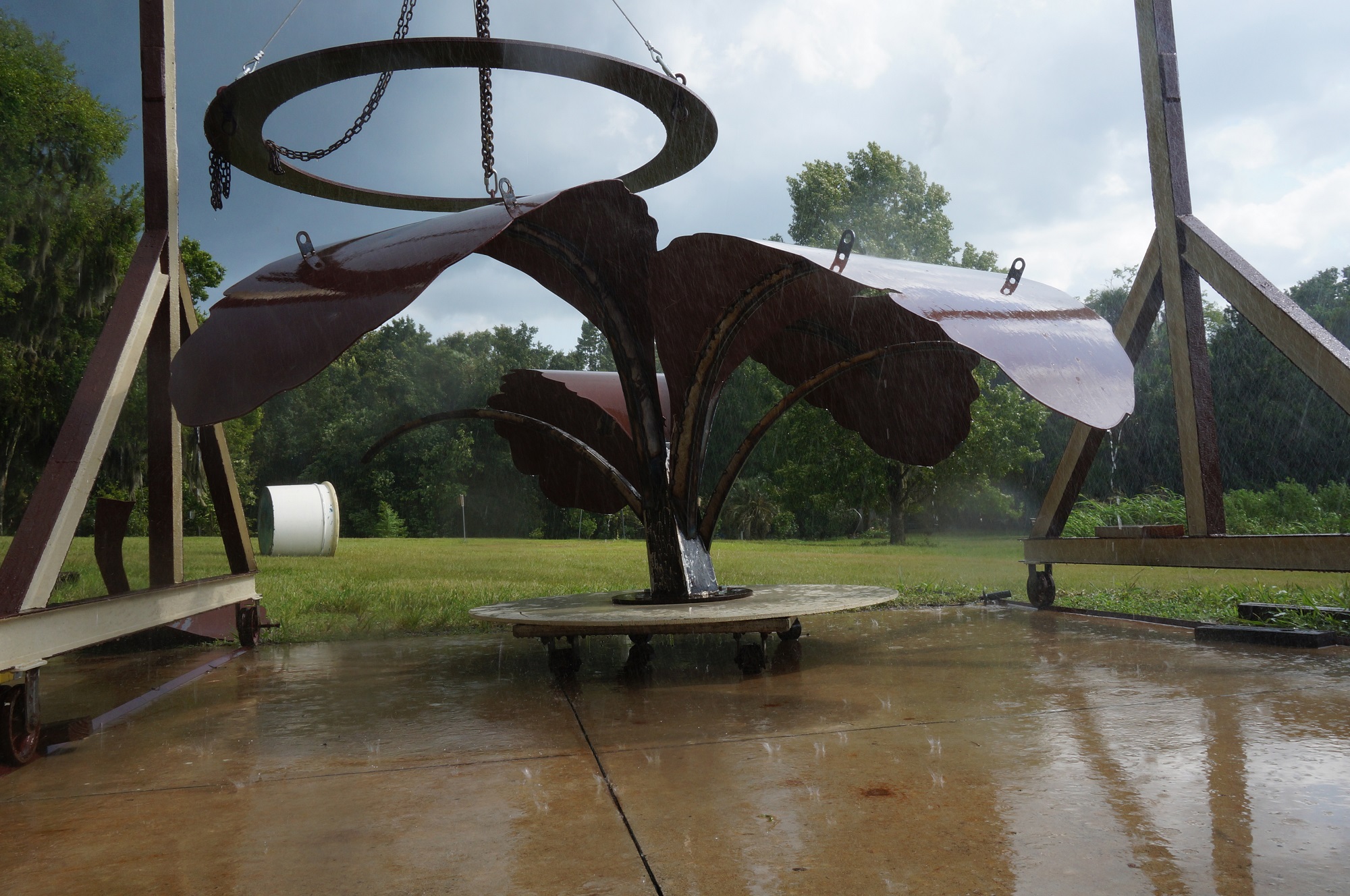 Florada – Construction – Outwerk Sculptures